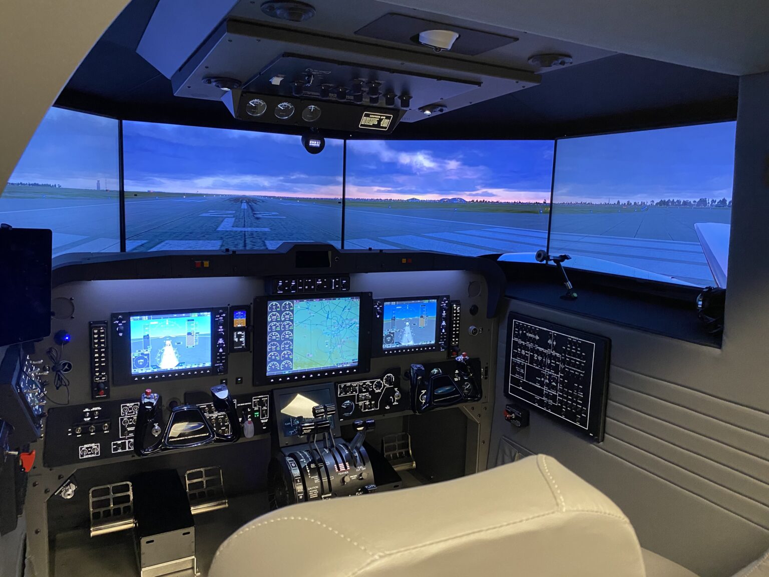 Flight Simulators in Burnet Texas | Aircraft Simulator Training